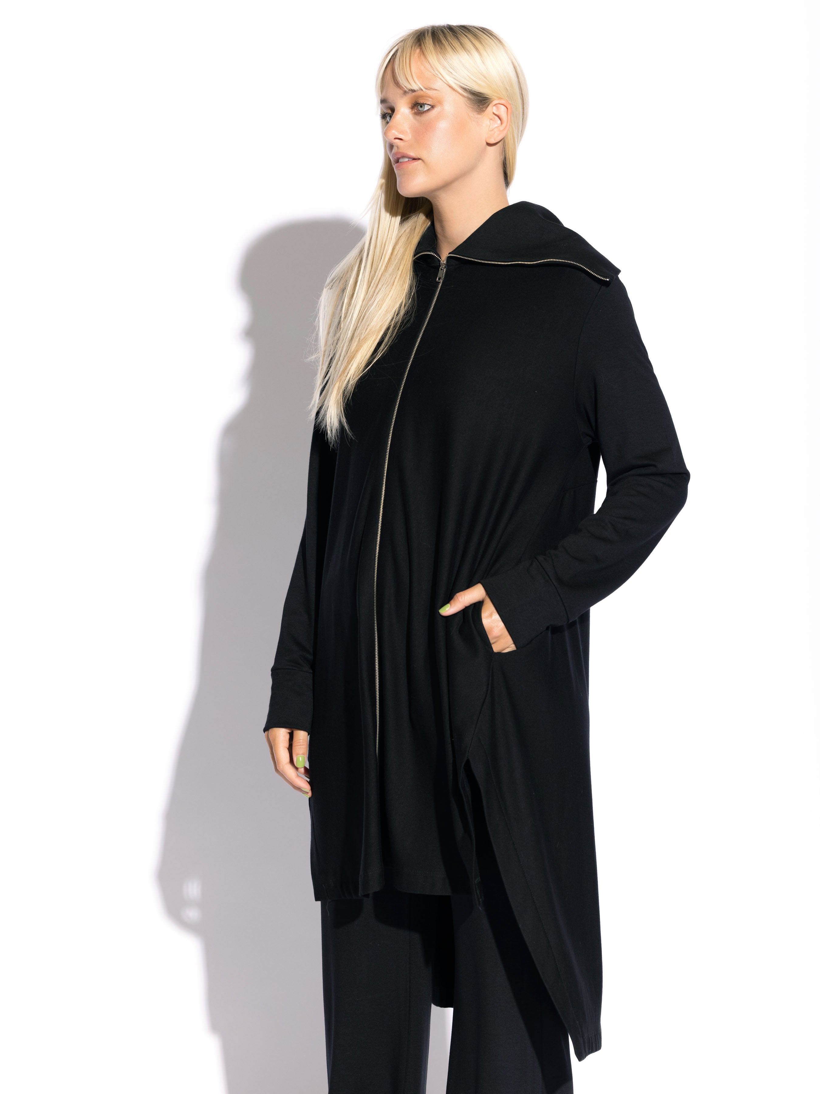 Agnes Zipped Up Jacket – Capote